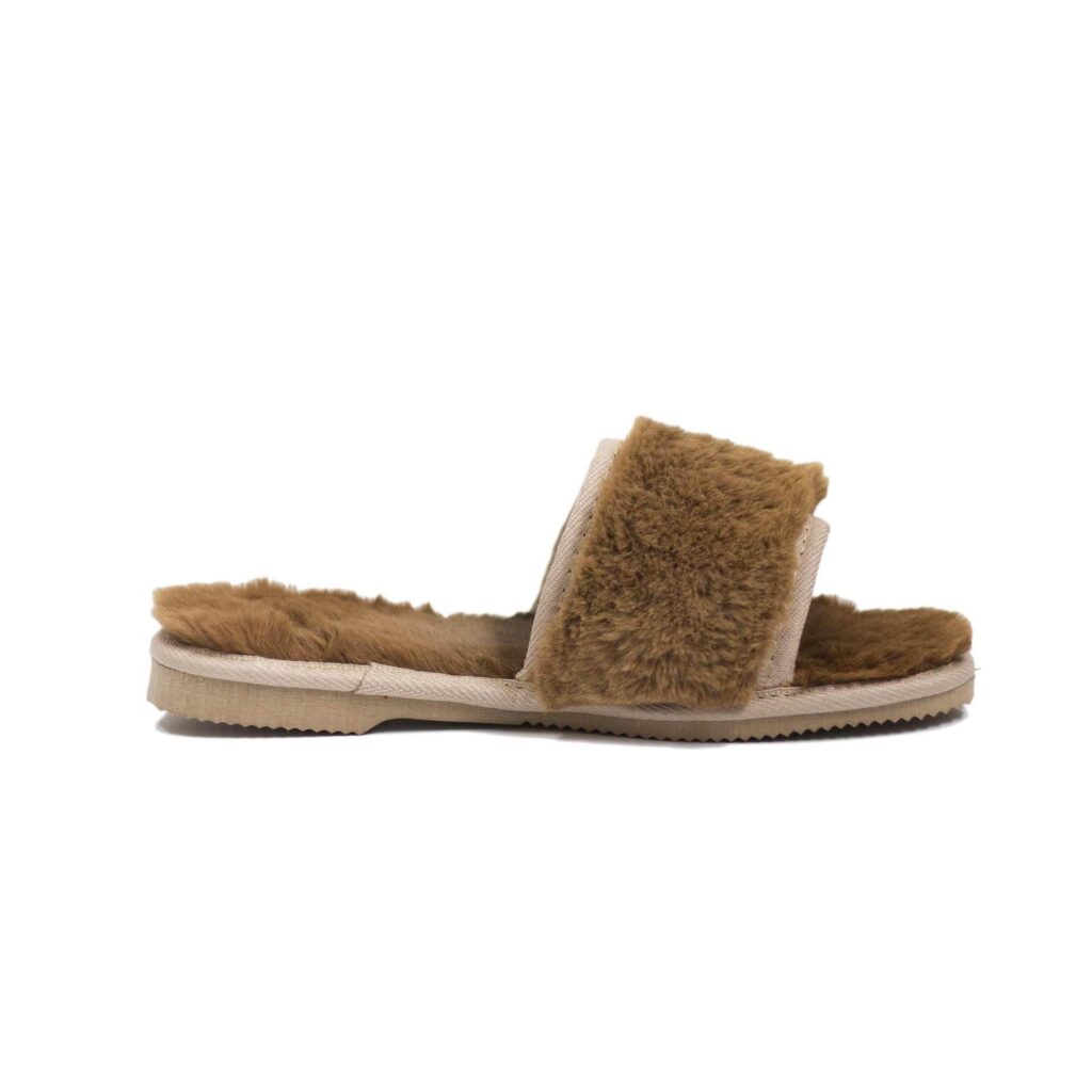 UGG Australia 'Slides' Roo Natural CLEARANCE!!! | Pakenham Western